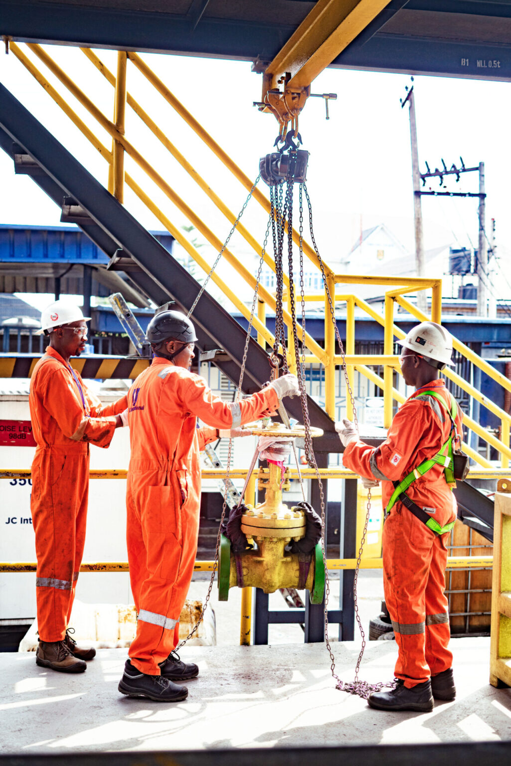 7 Common Rigging Hazards and Their Precautions.